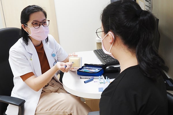 Tan Tock Seng Hospital